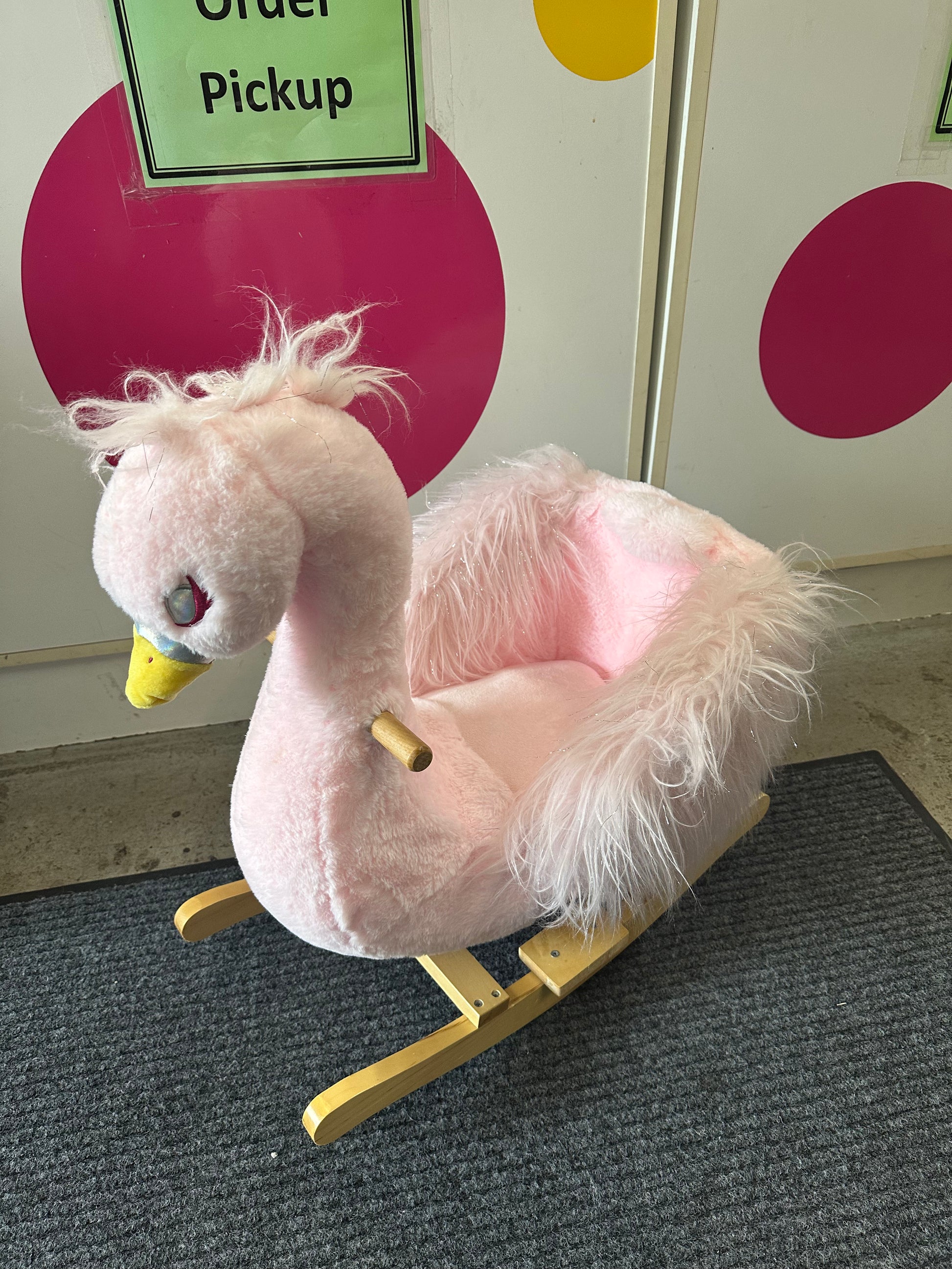 Soft Landing Rocker, Flamingo – Caterkids Hawaii